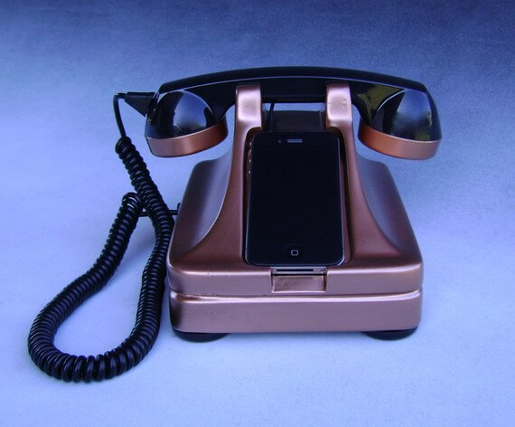 iRetrofone Connects the Past to the Present - HomeJelly