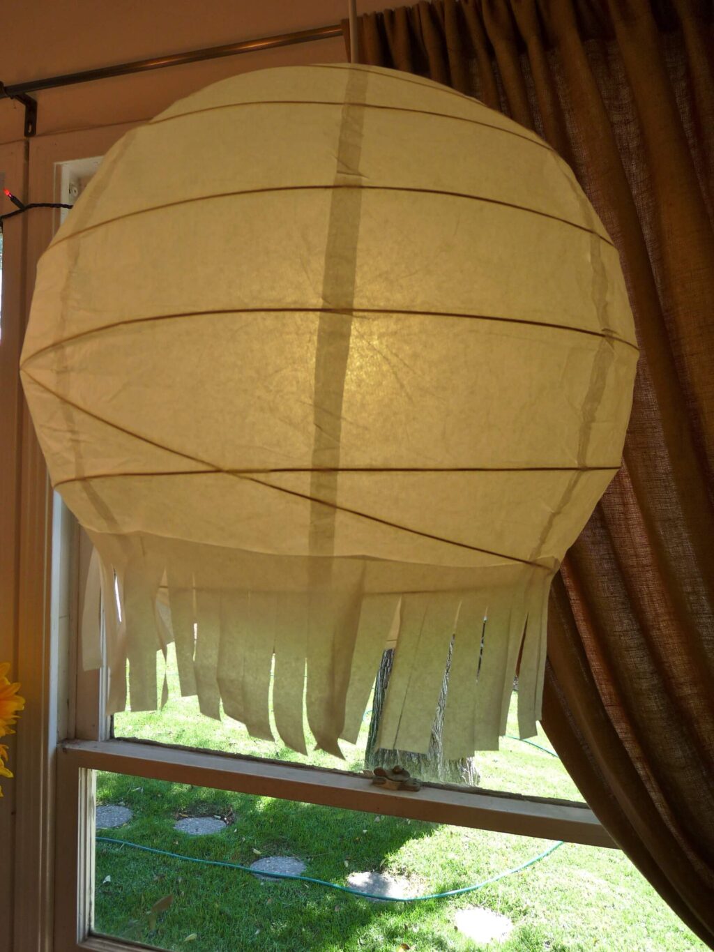 Boo! & Hmmph! Lanterns to Delight the Night - HomeJelly