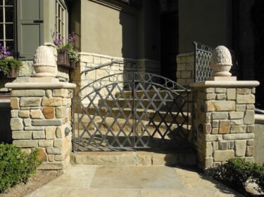 Low Gates, High Style - HomeJelly