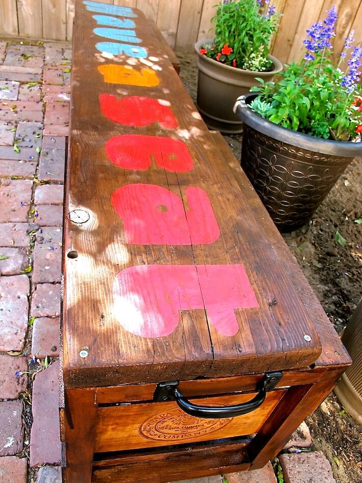 Reclaimed Wood and Crates Park Bench...Have A Seat! - HomeJelly