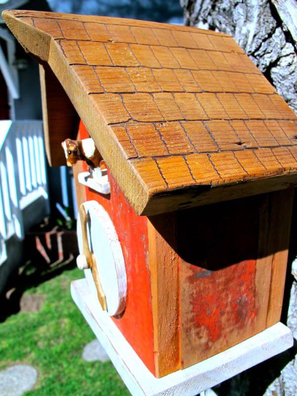 DIY Barn Wood Clocks Tick Tocks & Moos - HomeJelly