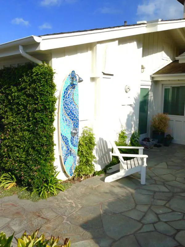 Upcycled Outdoor Shower Is Totally Beach'n - HomeJelly