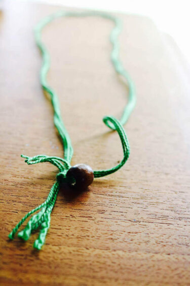 How to Craft an Elegant Embroidery Hoop Lantern - HomeJelly
